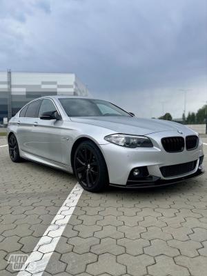 Grey BMW 520 2015 in Vilnius, with an engine capacity of 2.00 L and mileage of 227 thousand km for 12000 €, photo 13 on AUTOMOTO.COM.LV
