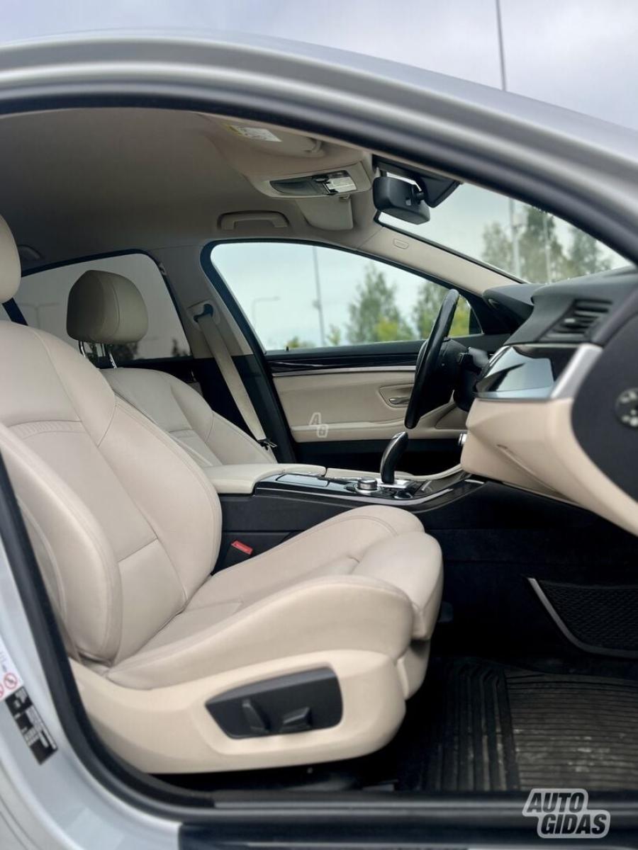 Grey BMW 520 2015 in Vilnius, with an engine capacity of 2.00 L and mileage of 227 thousand km for 12000 €, photo 15 on AUTOMOTO.COM.LV