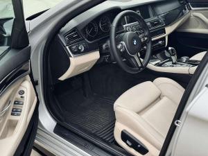 Grey BMW 520 2015 in Kaunas, with an engine capacity of 2.00 L and mileage of 227 thousand km for 13400 €, photo 14 on AUTOMOTO.COM.LV