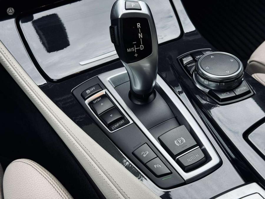 Grey BMW 520 2015 in Kaunas, with an engine capacity of 2.00 L and mileage of 227 thousand km for 13400 €, photo 28 on AUTOMOTO.COM.LV