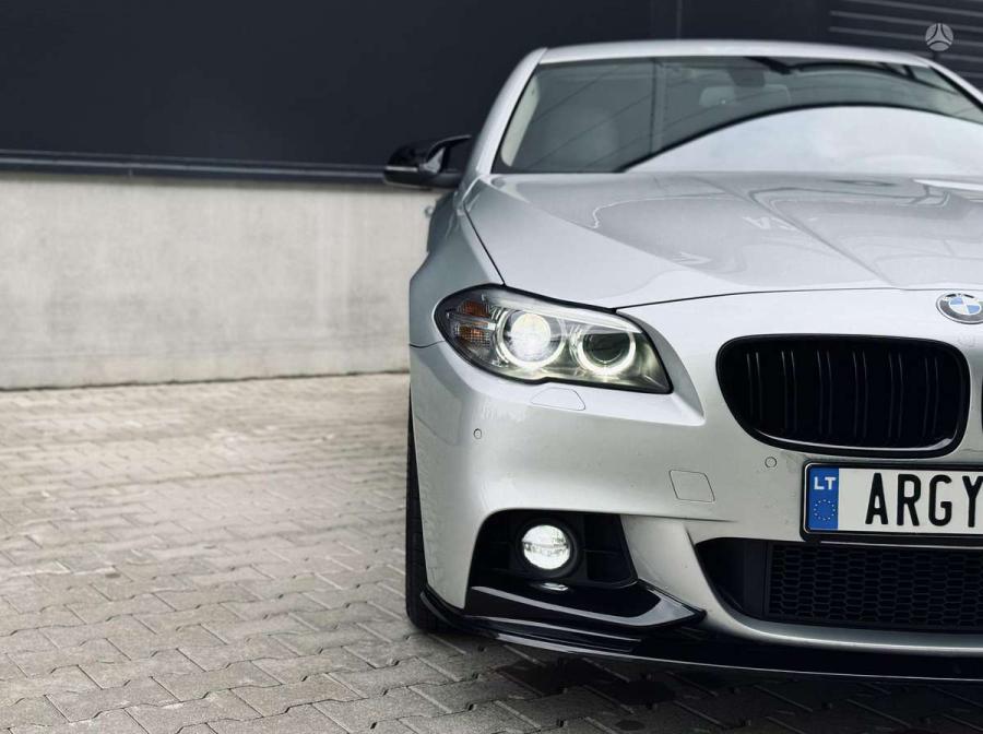 Grey BMW 520 2015 in Kaunas, with an engine capacity of 2.00 L and mileage of 227 thousand km for 13400 €, photo 50 on AUTOMOTO.COM.LV