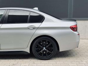 Grey BMW 520 2015 in Kaunas, with an engine capacity of 2.00 L and mileage of 227 thousand km for 13400 €, photo 52 on AUTOMOTO.COM.LV