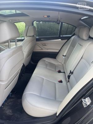 Grey BMW 520 2016 in Kaunas, with an engine capacity of 2.00 L and mileage of 255 thousand km for 13500 €, photo 10 on AUTOMOTO.COM.LV