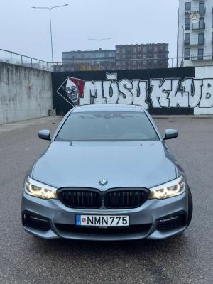 Pelēks BMW 520 2017 Viļņa, ar dzinēja tilpumu 2.00 L un nobraukumu 170 tūkst. km par 19999 €, foto  vietnē AUTOMOTO.COM.LV