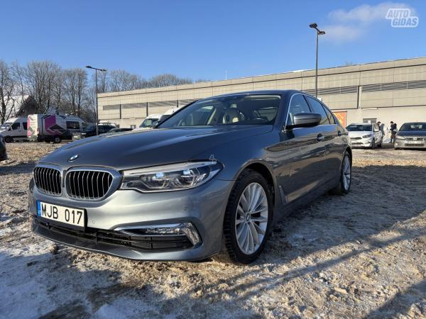 Grey BMW 520 2017 in Vilnius, with an engine capacity of 2.00 L and mileage of 267 thousand km for 21000 €, photo 1 on AUTOMOTO.COM.LV