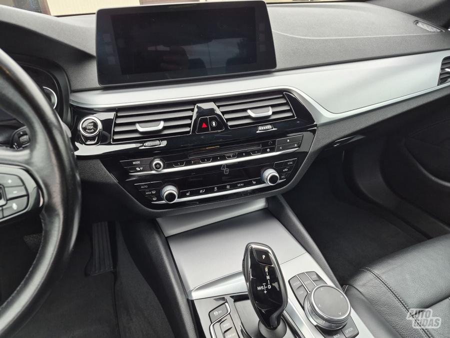 Pelēks BMW 520 2017 Viļņa, ar dzinēja tilpumu 2.00 L un nobraukumu 260 tūkst. km par 16600 €, foto 12 vietnē AUTOMOTO.COM.LV
