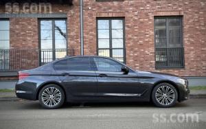 Grey BMW 520 2017 in Riga, with an engine capacity of 2.00 L and mileage of 260 thousand km for 18000 €, photo 9 on AUTOMOTO.COM.LV
