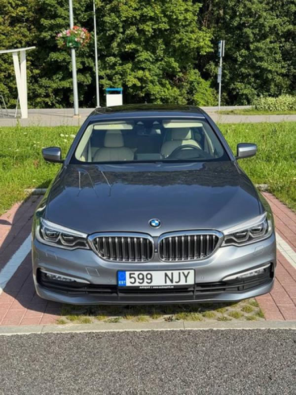 Grey BMW 520 2017 in Tallinn, with an engine capacity of 2.00 L and mileage of 224 thousand km for 19616 €, photo 10 on AUTOMOTO.COM.LV