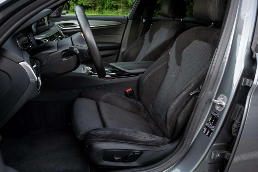 Pelēks BMW 520 2017 Elektrėnai, ar dzinēja tilpumu 2.00 L un nobraukumu 242 tūkst. km par 21300 €, foto 11 vietnē AUTOMOTO.COM.LV