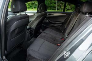 Pelēks BMW 520 2017 Elektrėnai, ar dzinēja tilpumu 2.00 L un nobraukumu 242 tūkst. km par 21300 €, foto 17 vietnē AUTOMOTO.COM.LV