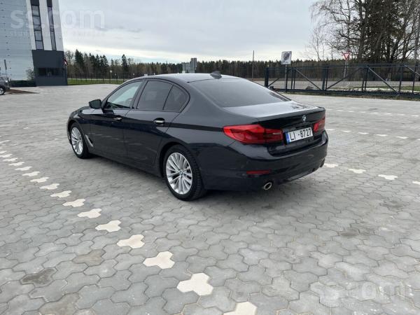 Grey BMW 520 2017 in Jurmala, with an engine capacity of 2.00 L and mileage of 167 thousand km for 24900 €, photo 5 on AUTOMOTO.COM.LV