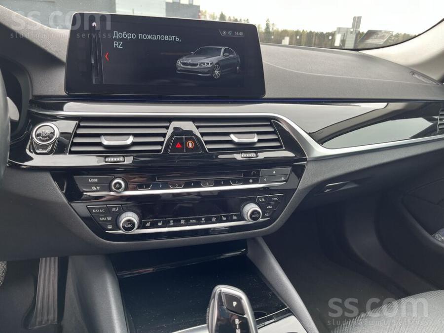 Grey BMW 520 2017 in Jurmala, with an engine capacity of 2.00 L and mileage of 167 thousand km for 24900 €, photo 8 on AUTOMOTO.COM.LV