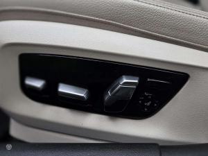 Pelēks BMW 520 2017 Viļņa, ar dzinēja tilpumu 2.00 L un nobraukumu 270 tūkst. km par 14999 €, foto 13 vietnē AUTOMOTO.COM.LV
