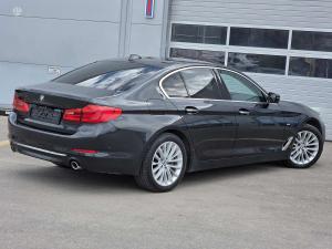 Grey BMW 520 2017 in Jonava, with an engine capacity of 2.00 L and mileage of 240 thousand km for 17700 €, photo 8 on AUTOMOTO.COM.LV