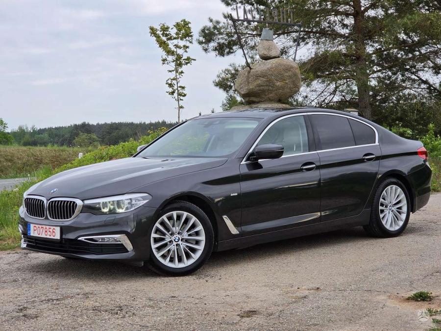 Grey BMW 520 2017 in Jonava, with an engine capacity of 2.00 L and mileage of 240 thousand km for 17700 €, photo 14 on AUTOMOTO.COM.LV