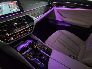 Grey BMW 520 2017 in Jonava, with an engine capacity of 2.00 L and mileage of 240 thousand km for 17700 €, photo 22 on AUTOMOTO.COM.LV