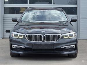 Grey BMW 520 2017 in Jonava, with an engine capacity of 2.00 L and mileage of 240 thousand km for 17770 €, photo 3 on AUTOMOTO.COM.LV