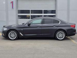 Grey BMW 520 2017 in Jonava, with an engine capacity of 2.00 L and mileage of 240 thousand km for 17770 €, photo 5 on AUTOMOTO.COM.LV