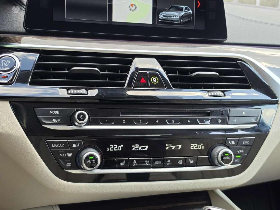 Grey BMW 520 2017 in Jonava, with an engine capacity of 2.00 L and mileage of 240 thousand km for 17770 €, photo 27 on AUTOMOTO.COM.LV