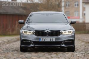 Grey BMW 520 2017 in Riga, with an engine capacity of 2.00 L and mileage of 180 thousand km for 19900 €, photo 3 on AUTOMOTO.COM.LV