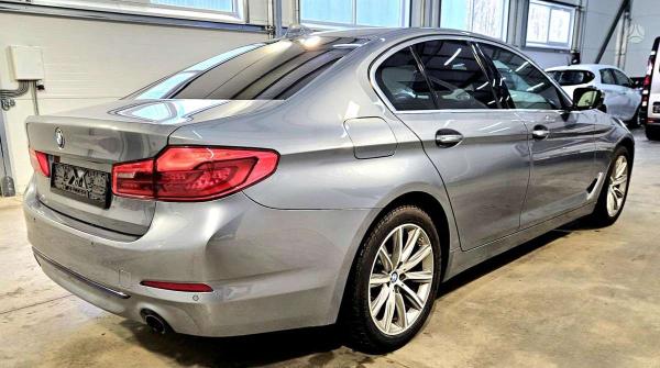 Grey BMW 520 2018 in Marijampole, with an engine capacity of 2.00 L and mileage of 244 thousand km for 16500 €, photo 6 on AUTOMOTO.COM.LV
