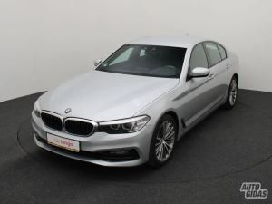 Grey BMW 520 2018 in Vilnius, with an engine capacity of 2.00 L and mileage of 232 thousand km for 18999 €, photo  on AUTOMOTO.COM.LV