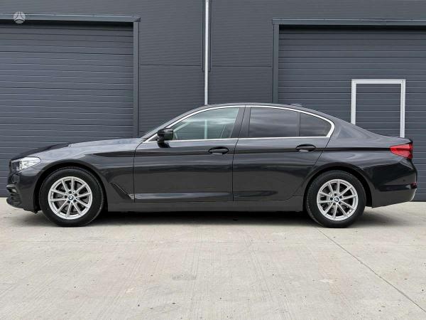 Pelēks BMW 520 2018 Utena, ar dzinēja tilpumu 2.00 L un nobraukumu 238 tūkst. km par 15200 €, foto 5 vietnē AUTOMOTO.COM.LV