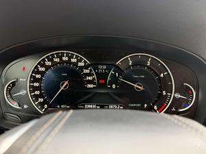Grey BMW 520 2018 in Utena, with an engine capacity of 2.00 L and mileage of 238 thousand km for 15200 €, photo 30 on AUTOMOTO.COM.LV