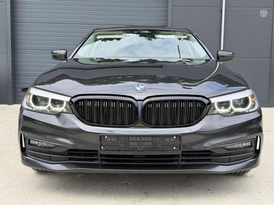 Серый БМВ 520 2018 в Утена, объемом двигателя 2.00 л и пробегом 239 тыс. км за 15200 €, фото 14 на AUTOMOTO.COM.LV