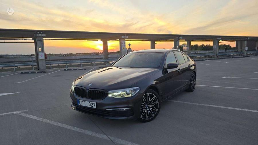 Grey BMW 520 2018 in Vilnius, with an engine capacity of 2.00 L and mileage of 284 thousand km for 16900 €, photo 18 on AUTOMOTO.COM.LV