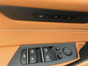 Grey BMW 520 2018 in Utena, with an engine capacity of 2.00 L and mileage of 239 thousand km for 15200 €, photo 14 on AUTOMOTO.COM.LV