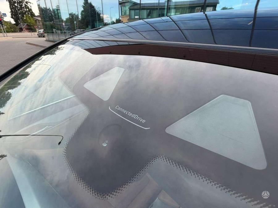 Grey BMW 520 2018 in Utena, with an engine capacity of 2.00 L and mileage of 239 thousand km for 15200 €, photo 19 on AUTOMOTO.COM.LV