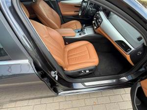 Grey BMW 520 2018 in Utena, with an engine capacity of 2.00 L and mileage of 239 thousand km for 15200 €, photo 22 on AUTOMOTO.COM.LV