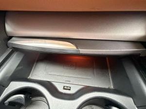 Grey BMW 520 2018 in Utena, with an engine capacity of 2.00 L and mileage of 239 thousand km for 15200 €, photo 23 on AUTOMOTO.COM.LV