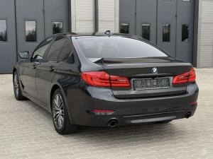 Grey BMW 520 2018 in Marijampole, with an engine capacity of 2.00 L and mileage of 238 thousand km for 19300 €, photo 7 on AUTOMOTO.COM.LV