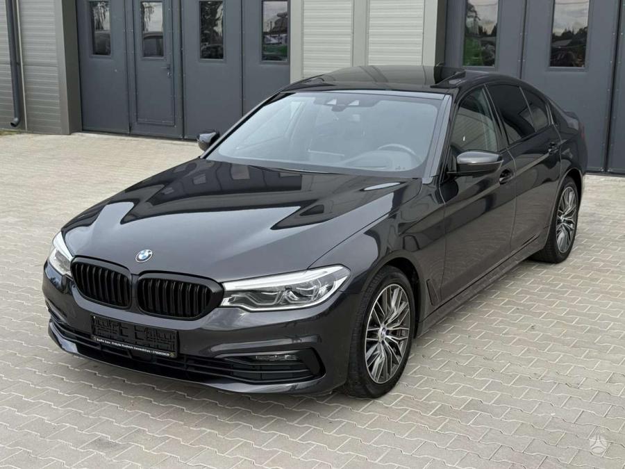 Grey BMW 520 2018 in Marijampole, with an engine capacity of 2.00 L and mileage of 238 thousand km for 19300 €, photo 11 on AUTOMOTO.COM.LV
