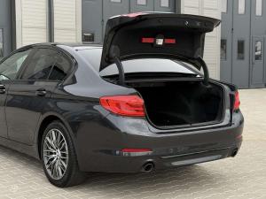 Grey BMW 520 2018 in Marijampole, with an engine capacity of 2.00 L and mileage of 238 thousand km for 19300 €, photo 14 on AUTOMOTO.COM.LV