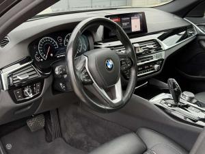 Grey BMW 520 2018 in Marijampole, with an engine capacity of 2.00 L and mileage of 238 thousand km for 19300 €, photo 24 on AUTOMOTO.COM.LV