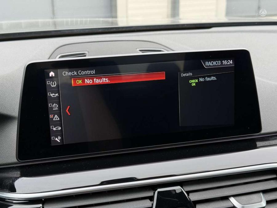 Grey BMW 520 2018 in Marijampole, with an engine capacity of 2.00 L and mileage of 238 thousand km for 19300 €, photo 33 on AUTOMOTO.COM.LV