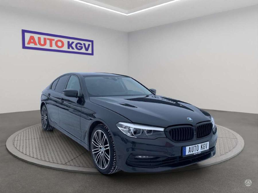 Grey BMW 520 2019 in Vilnius, with an engine capacity of 2.00 L and mileage of 372 thousand km for 19990 €, photo 7 on AUTOMOTO.COM.LV