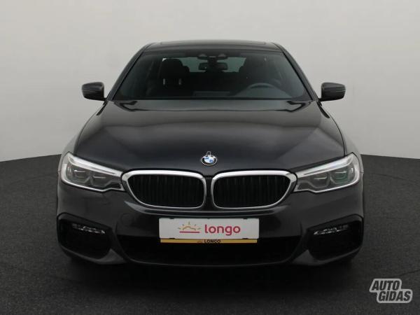 Grey BMW 520 2019 in Vilnius, with an engine capacity of 2.00 L and mileage of 208 thousand km for 23999 €, photo 3 on AUTOMOTO.COM.LV