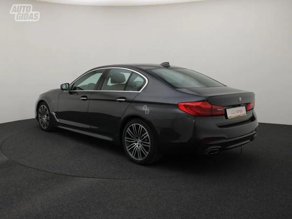 Grey BMW 520 2019 in Vilnius, with an engine capacity of 2.00 L and mileage of 208 thousand km for 23999 €, photo 7 on AUTOMOTO.COM.LV