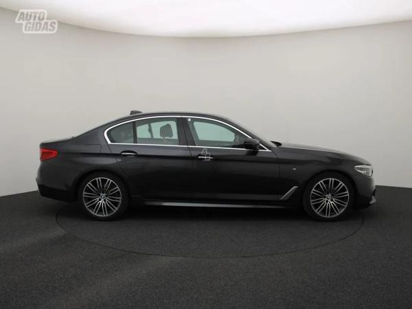 Grey BMW 520 2019 in Vilnius, with an engine capacity of 2.00 L and mileage of 208 thousand km for 23999 €, photo 9 on AUTOMOTO.COM.LV