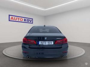 Grey BMW 520 2019 in Vilnius, with an engine capacity of 2.00 L and mileage of 372 thousand km for 15499 €, photo 5 on AUTOMOTO.COM.LV
