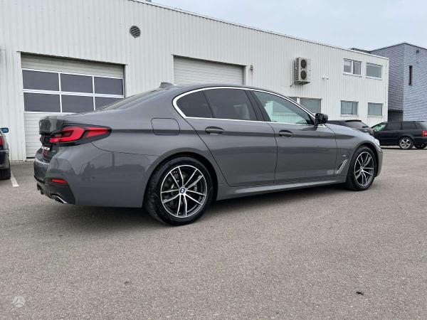 Pelēks BMW 520 2020 Marijampole, ar dzinēja tilpumu 2.00 L un nobraukumu 154 tūkst. km par 34727 €, foto 8 vietnē AUTOMOTO.COM.LV