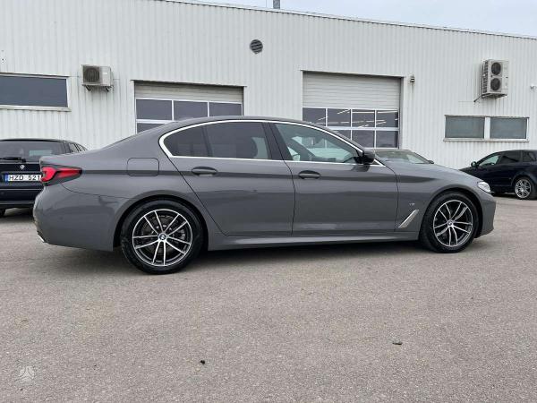 Pelēks BMW 520 2020 Marijampole, ar dzinēja tilpumu 2.00 L un nobraukumu 154 tūkst. km par 34727 €, foto 9 vietnē AUTOMOTO.COM.LV