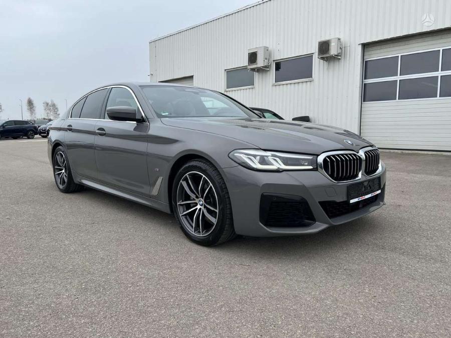Grey BMW 520 2020 in Marijampole, with an engine capacity of 2.00 L and mileage of 154 thousand km for 34727 €, photo 11 on AUTOMOTO.COM.LV