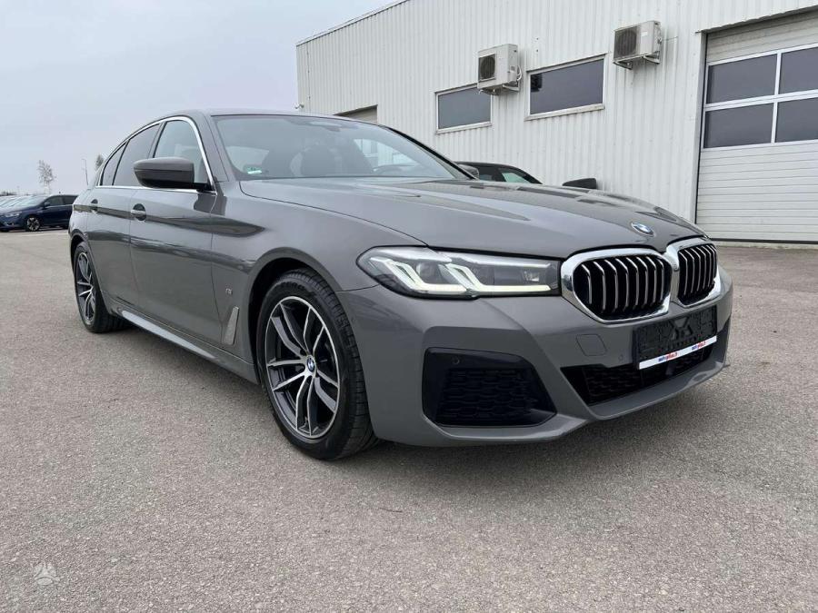 Grey BMW 520 2020 in Marijampole, with an engine capacity of 2.00 L and mileage of 154 thousand km for 34727 €, photo 12 on AUTOMOTO.COM.LV