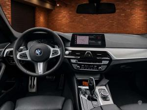 Grey BMW 520 2020 in Marijampole, with an engine capacity of 2.00 L and mileage of 154 thousand km for 34667 €, photo 12 on AUTOMOTO.COM.LV