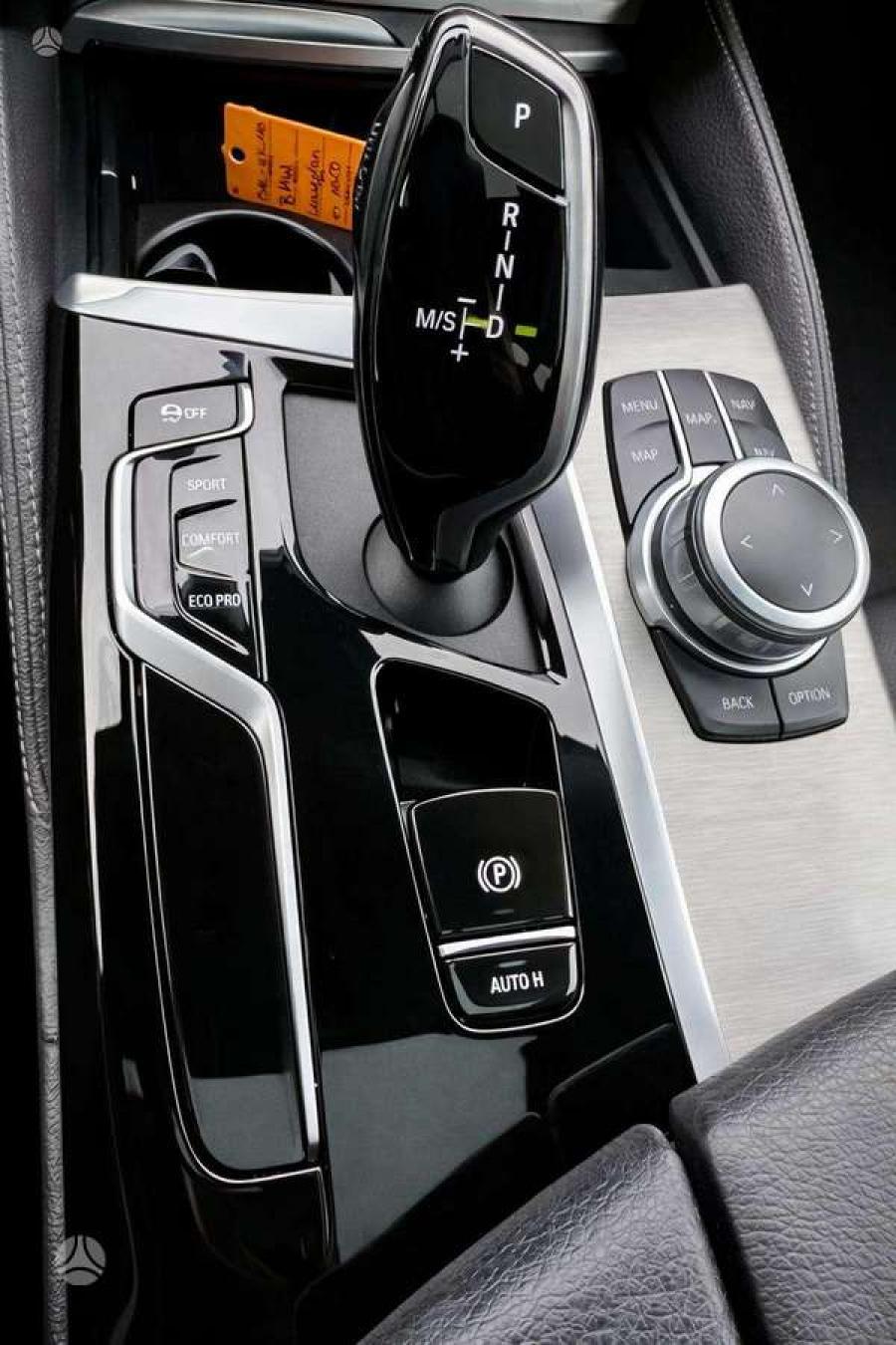 Grey BMW 520 2020 in Marijampole, with an engine capacity of 2.00 L and mileage of 154 thousand km for 34667 €, photo 20 on AUTOMOTO.COM.LV